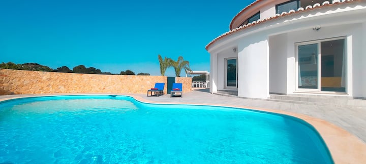 Renovated Villa With Heatable Saltwater Pool - Carvoeiro