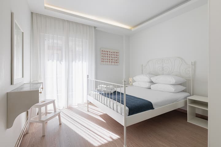 F & B Collection - City Center Flat For 4 - テッサロニキ