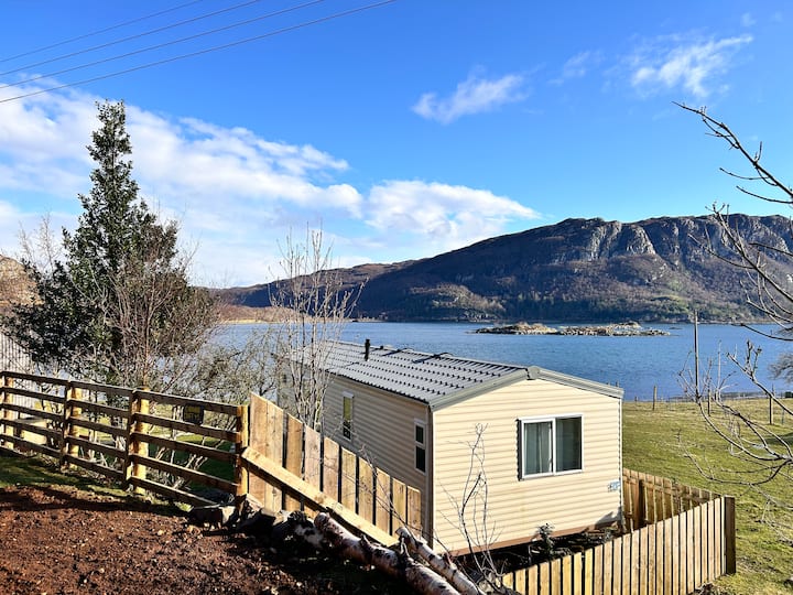 Snug Highland Caravan With Stunning Sea Views - Skye