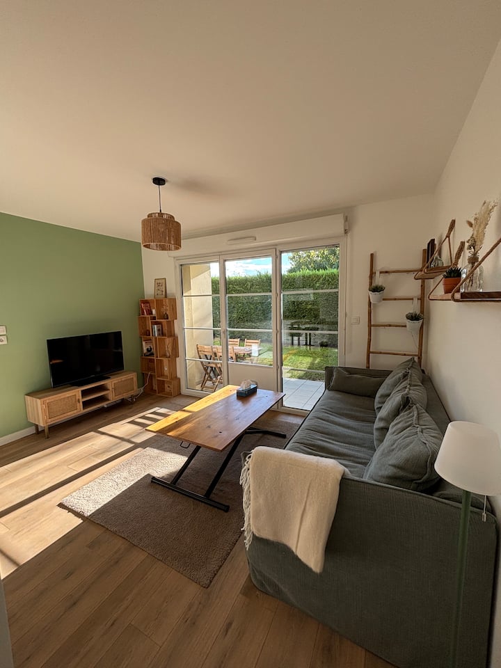 Bel Appartement Avec Jardin - Eysines