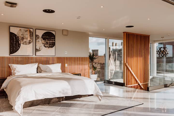 Luxurious Two Story Penthouse With Rooftop Terrace - Shrewsbury