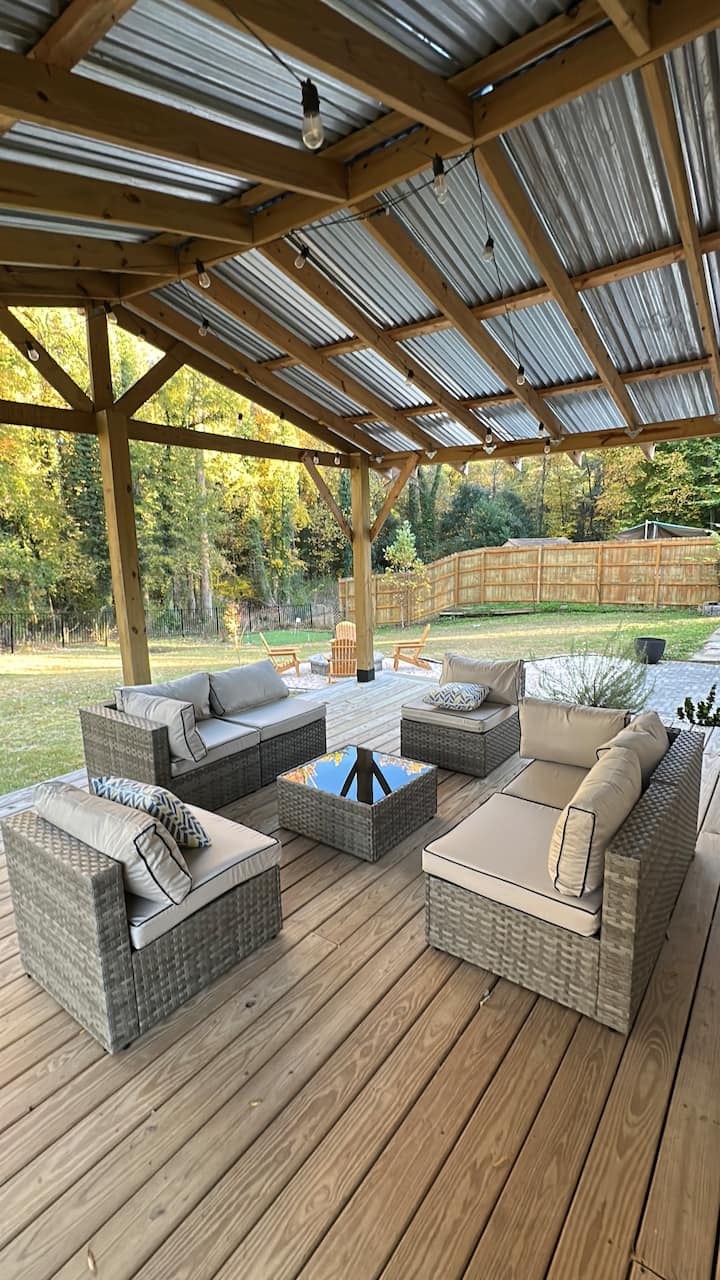 Firepit, Deck, Mini Golf| Relaxing 3b Getaway @Clt - Charlotte, NC