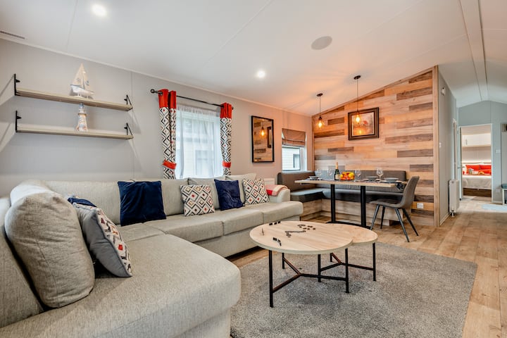 Astoria Lodge Smart Modern 2-bedroom Lodge Milford - Highcliffe