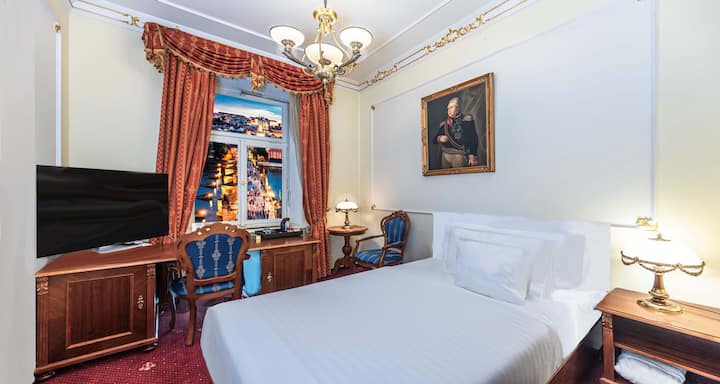 Suite - Prague