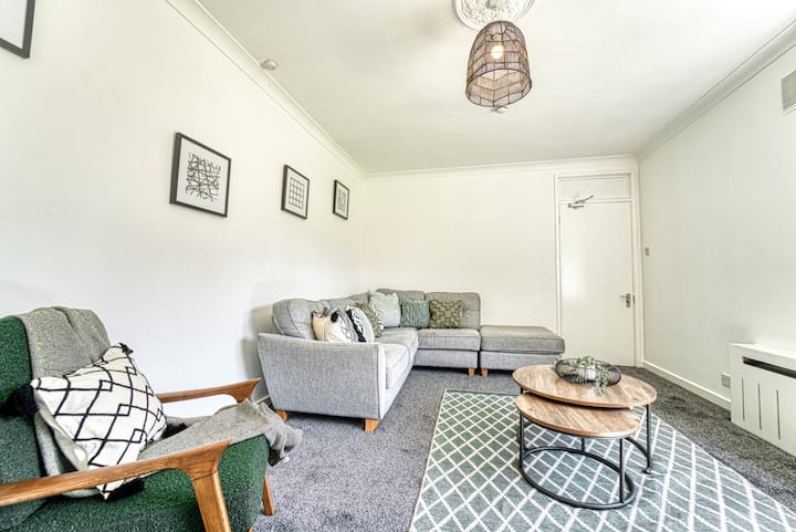 4 Bedrooms - Sleeps 8 - Bewdley