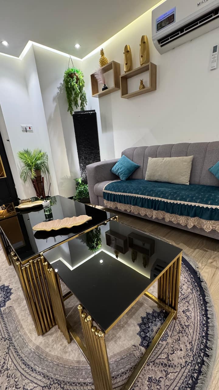 الكرادة داخل قرب حلويات الزيتون - Iraq