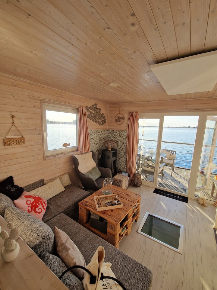 Hausboot "Holy Harbour" - Großenbrode