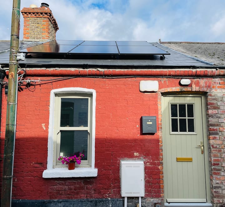 Cosy In The Coombe - Dublin