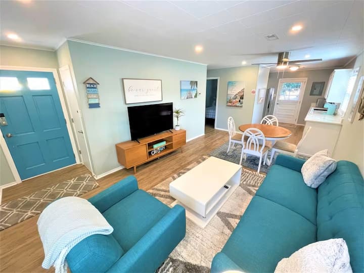 2 Bedroom Duplex, Short Walk Bogue Pier - Emerald Isle, NC
