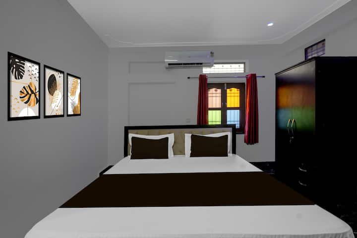 A Comfort Stay With Us And Enjoy Your Day Here - 烏代浦