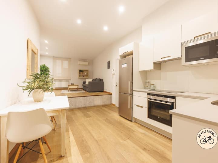 Bravissimo Força 17 Natura, Avec Une Chambre - Girona