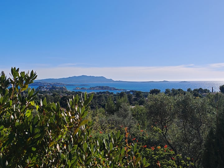 Haut De Villa La Florellie, Vue Mer, Clim,piscine - Saint-Cyr-sur-Mer
