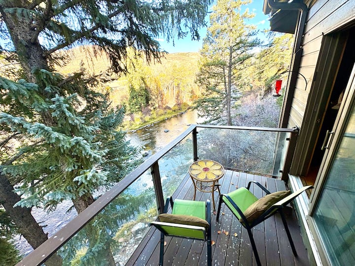Riverfront Duplex Near Skiing In Vail Valley - Beaver Creek, CO