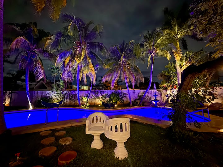 Hermoso Espacio Para 3 Personas, Con Alberca - Mérida