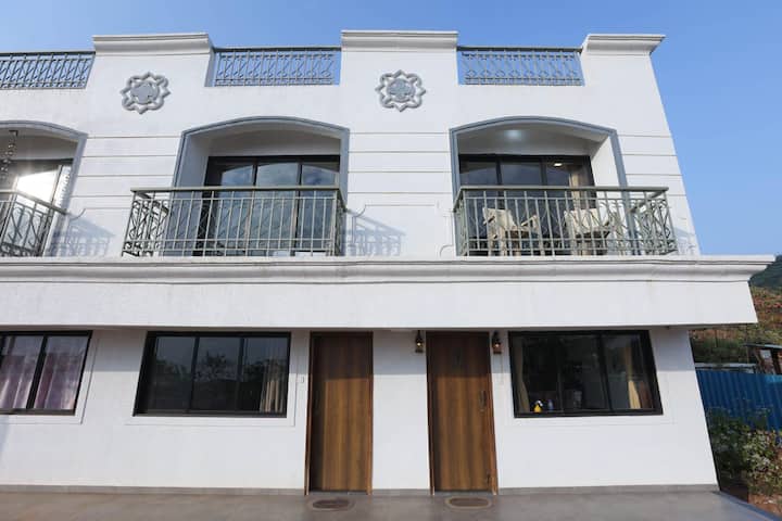 Costal Charm By Nh - Murud