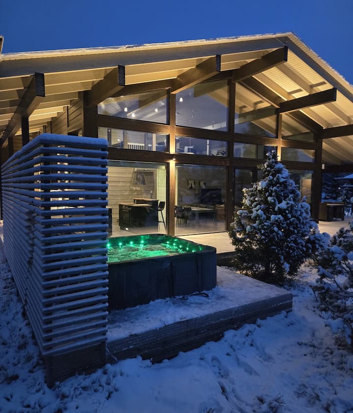 Naava Resort Luppo - Upea Huvila Ulkoporealtaalla - Ähtäri