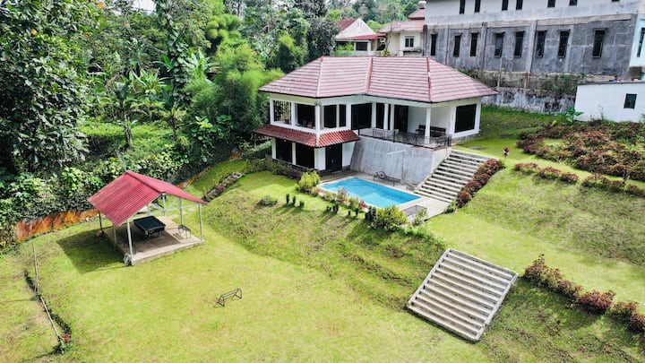 Villa Briar | Penginapan Villa 3 Kamar - Bogor