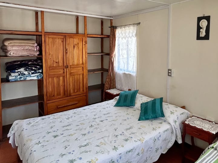 Casa Familiar A Pasos De La Playa - Papudo