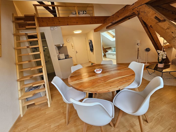 Premium Loft Apartment - Zentral & Historisch - Meiringen