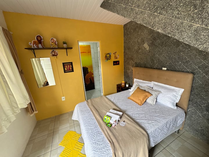 Quarto Rei Leão - Pousada Castelo Do Luar - Penha