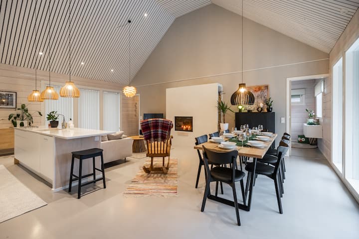 Arctic Space Log Villa - Rovaniemi