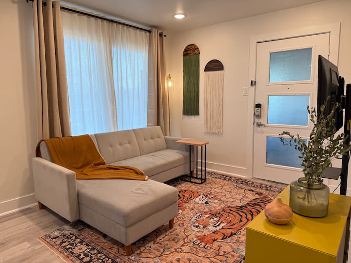 Quiet 1br In East Dallas • Self Check-in + Parking - Dallas