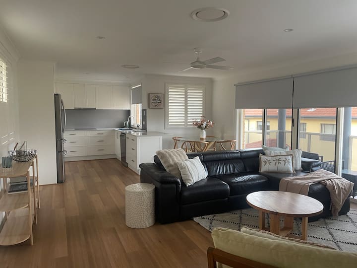 Toowoon Bay | Play & Stay | All At Your Doorstep - Toowoon Bay