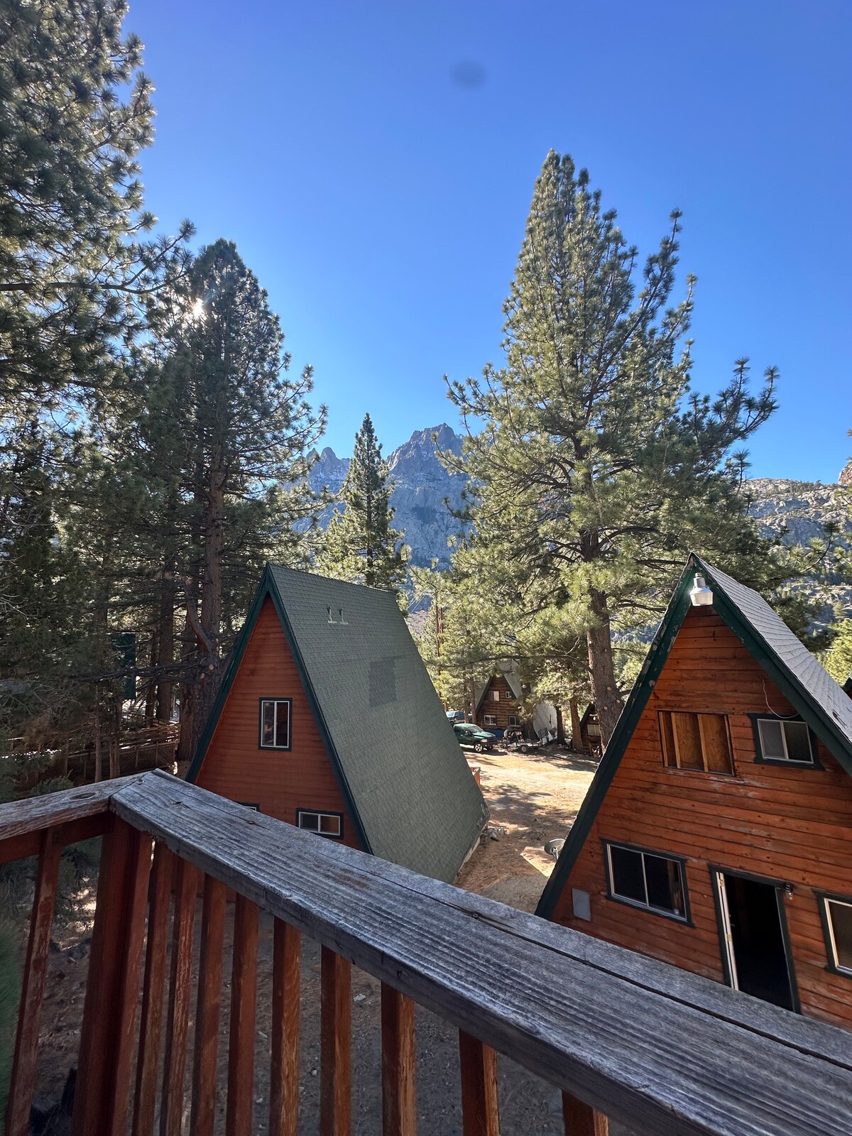 Blue Bird A Frame - Airbnb