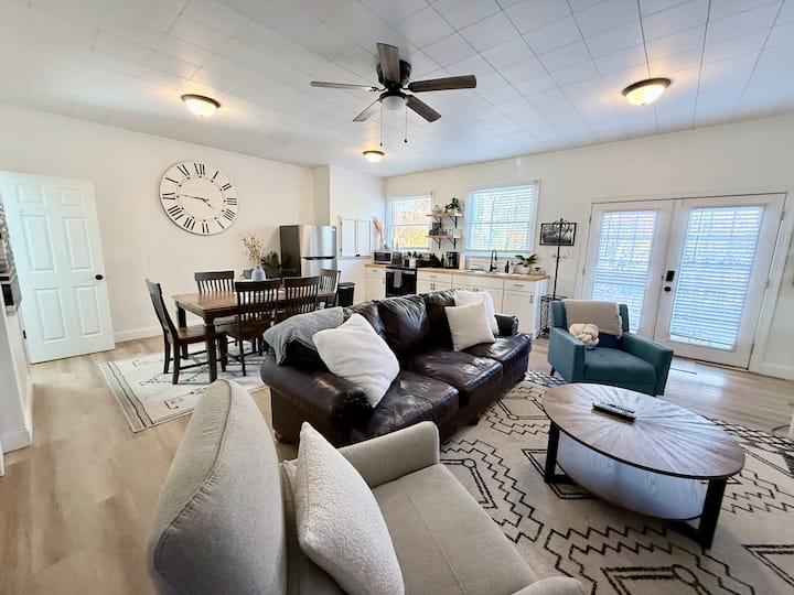 Peaks View Place- New! 10 Min To Lu/7 Min To Ul - Lynchburg, VA