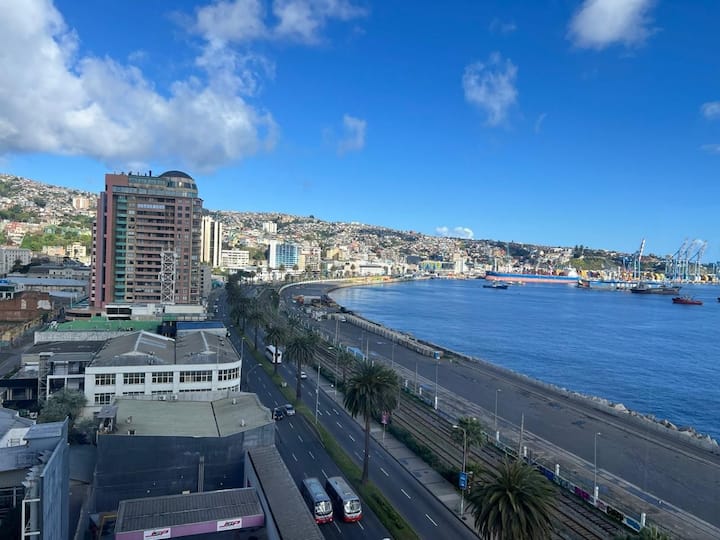 Excelente Vista A La Bahía De Valparaíso - Valparaíso Region