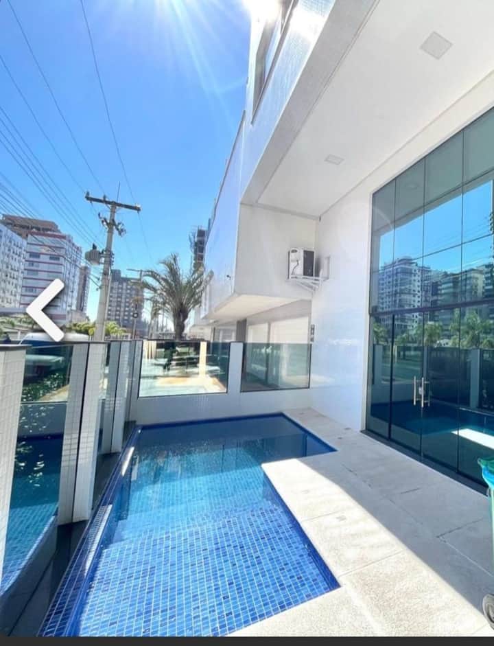 150m Praia, Apt 2 Dorm, Piscina, Em Frente à Praça - Capão da Canoa