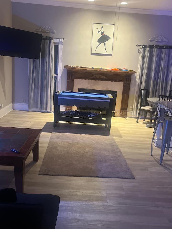 Great Family Gathering Spot Next To Golf Course - Macon, GA