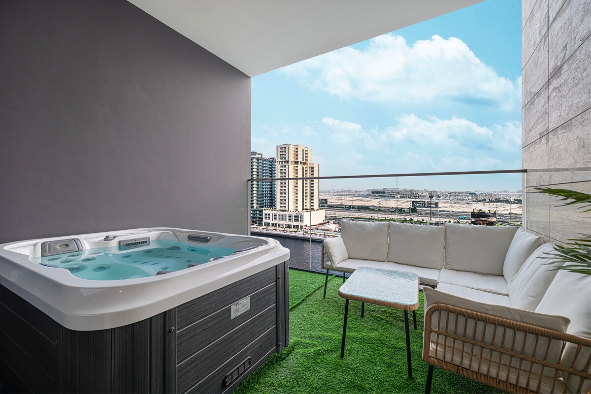 Binghatti Luxury Studio | Jacuzzi Balcony | Sleeps 4 - Airbnb