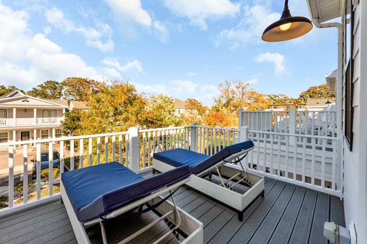 Virginia Beach 5br House Near Boardwalk Dogs Ok - Virginia Beach, VA