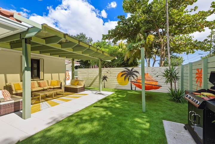 Hot Tub | Mini Golf | Central Location | Soccer - Miami