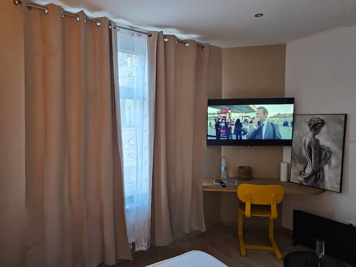 Studio Kano: à Proximité De La Gare De Guillemins - Liège