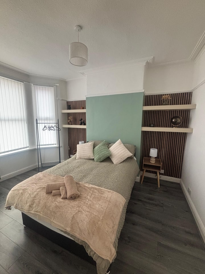 Stylish Four Bedroom House - 비컨헤드