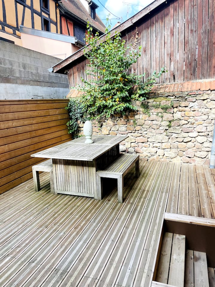 "Nouveau" La Terrasse Des Remparts à Eguisheim - Alsacia