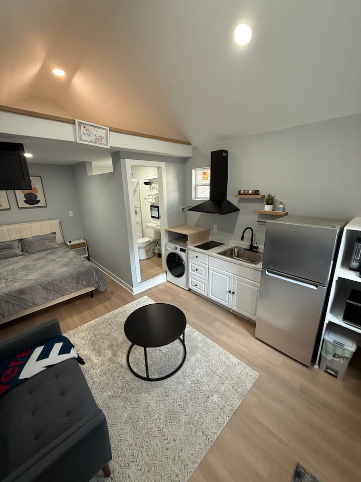 New Stylish Studio • Near Rtp & Airport - Cary, NC