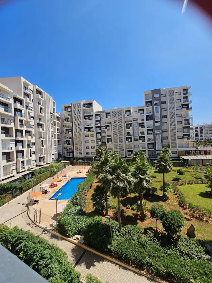 Appartement De Luxe Avec Piscine Résidence Fermée - Témara