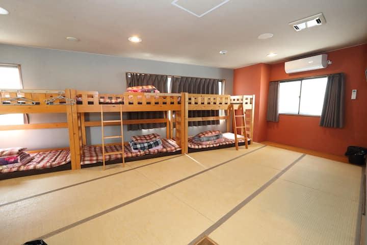 P301 博多駅より徒歩9分 福岡空港も近く 安くて超便利‼️ - Fukuoka, Japan