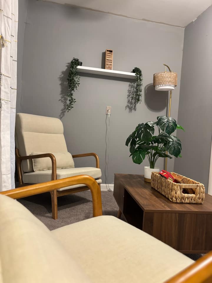 Close To Everyting Syr & Movie Theater! - Syracuse, NY