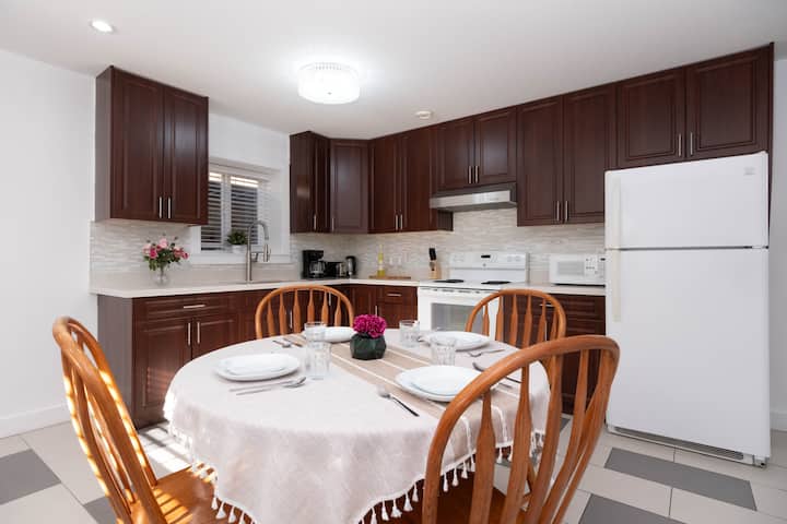Spacious 2br Basement | Steps To Main Square - North Vancouver