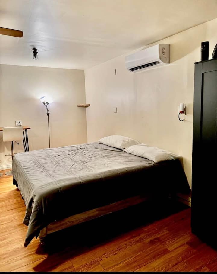 Beautiful Studio In Redlands Ca - Redlands, CA