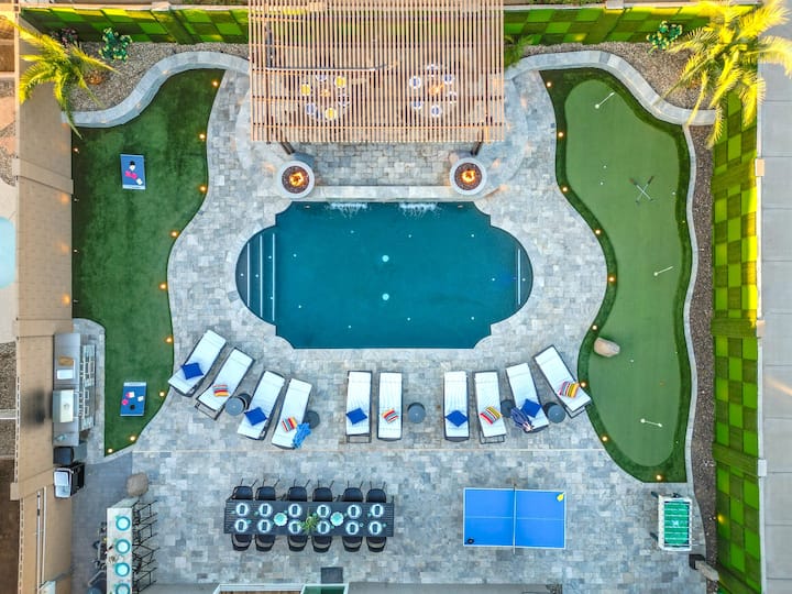 7br/4bath Mini Resort W/arcade/heated Pool/jacuzzi - Glendale, AZ