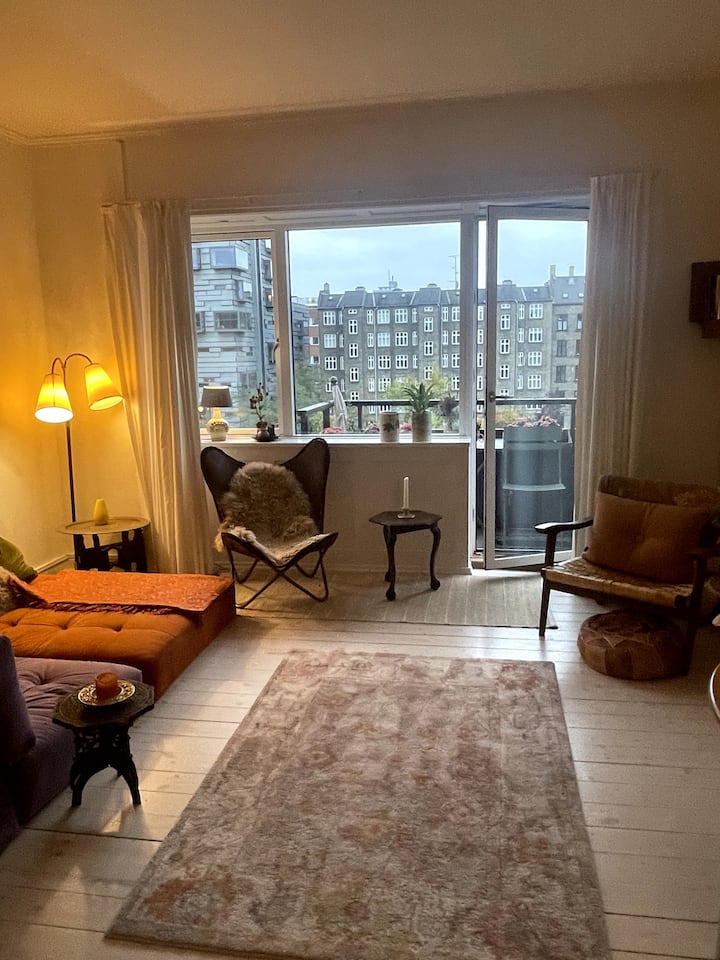 Central Cozy Flat W. Balcony - Copenhague