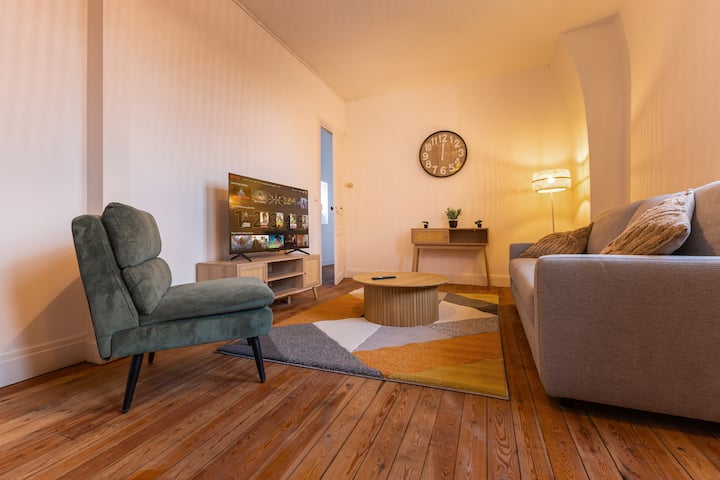 Spacieux & Lumineux 6p - Hyper Centre - 2 Chambres - Sarthe