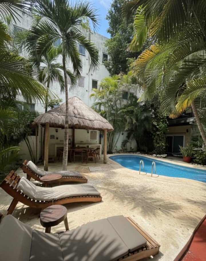 Tropical Escape 3br/4ba Near Beach & 5th Ave - Playa del Carmen
