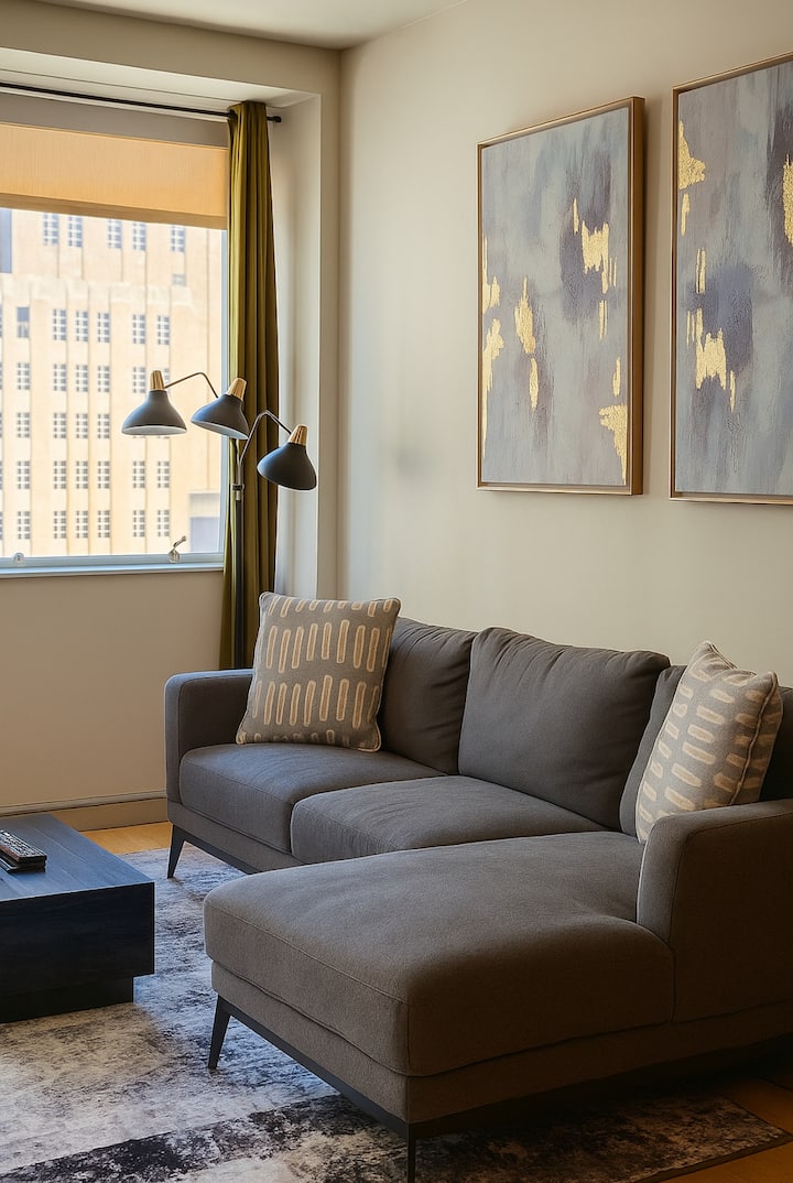 Modern High-end Condo Dt Central - Dallas, TX