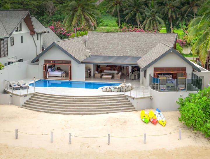 Lagimoana Beachfront All-inclusive Luxury Retreat - Fiji